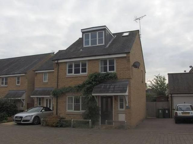 5 bedroom semidetached house for rent in Wellbrook Way Girton CB3