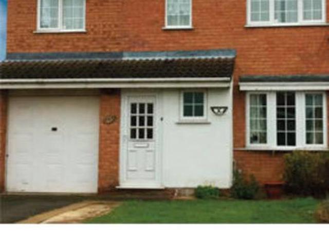 5 bedroom semidetached house for rent in 149 Ford Road TF10
