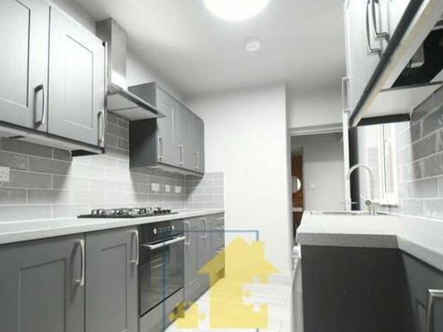 5 bedroom semidetached house for rent in 2023 2024 ACADEMIC YEAR Truly Stunning 5 Bedroom 2 Bathroo