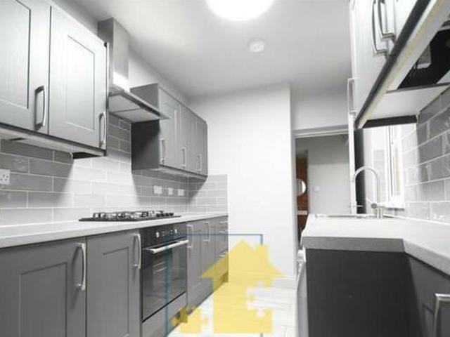 5 bedroom semidetached house for rent in 2023 2024 ACADEMIC YEAR Truly Stunning 5 Bedroom 2 Bathroo