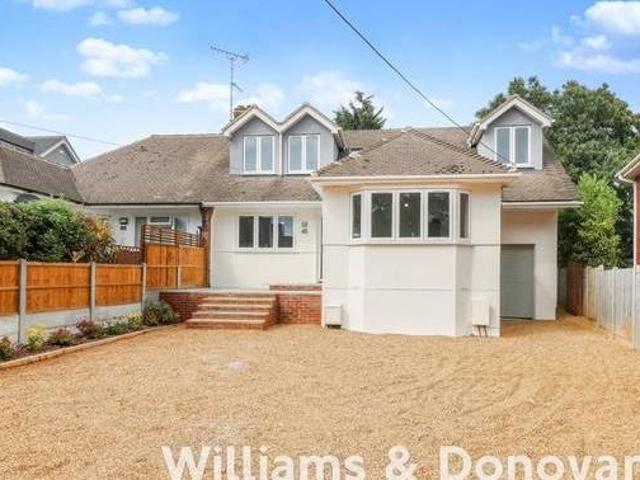 5 bedroom semidetached house for sale in Main Road Hockley SS5