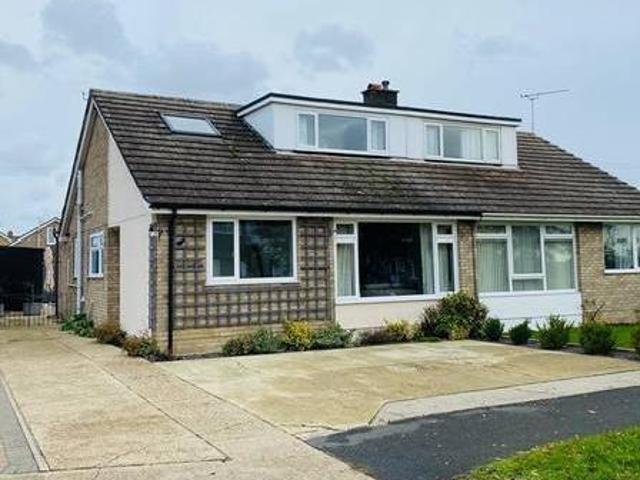 5 bedroom semidetached house for sale in Maple Road Stowmarket Suffolk IP14 4DG IP14