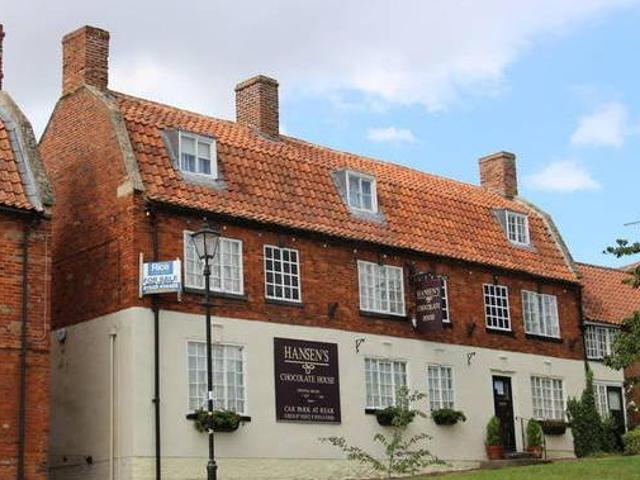 5 bedroom semidetached house for sale in Market Place Folkingham NG34