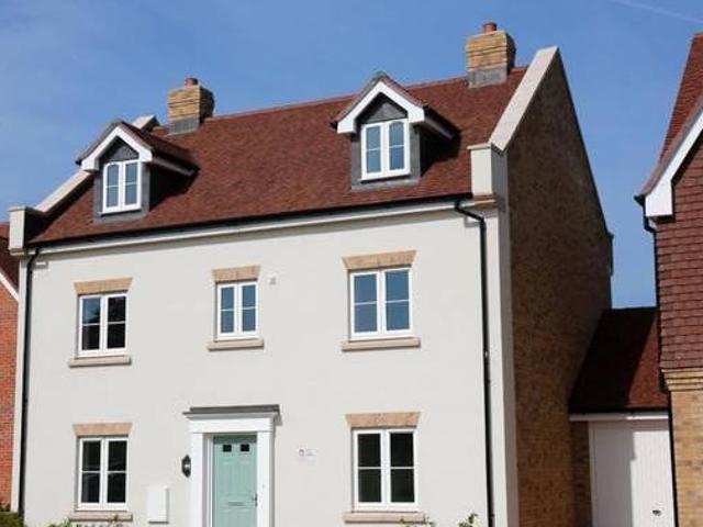 5 bedroom semidetached house for sale in Orchard Green Brogdale Road Faversham Kent ME13 ME13