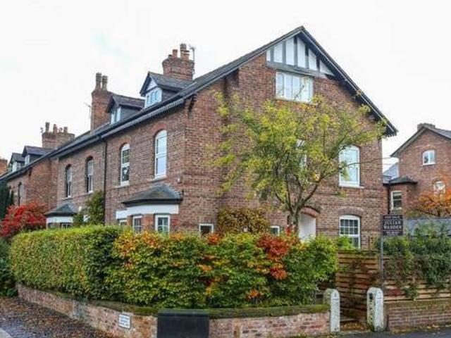 5 bedroom semidetached house for sale in Circular Road West Didsbury Manchester M20 M20
