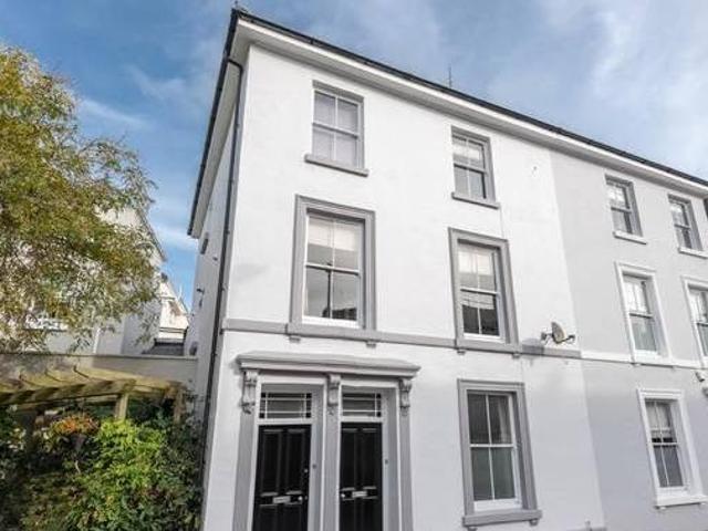 5 bedroom semidetached house for sale in Duncombe Street Kingsbridge TQ7