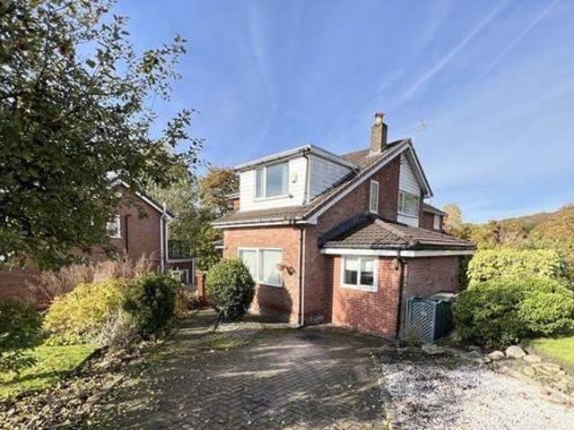 5 bedroom semidetached house for sale in Upper Mead Egerton BL7