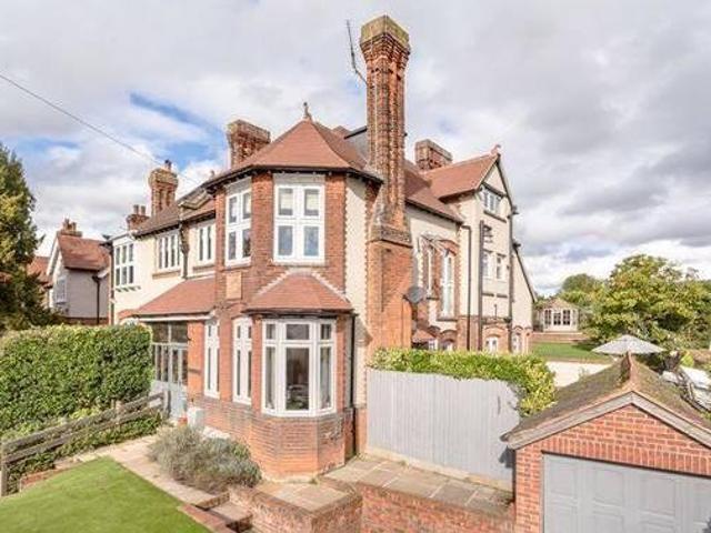 5 bedroom semidetached house for sale in Watton Road Ware SG12