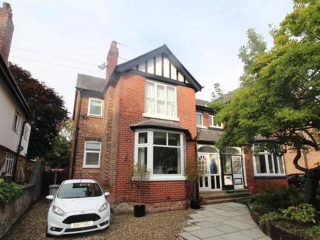 5 bedroom semidetached house for sale in Whalley Avenue Sale M33 2BP M33