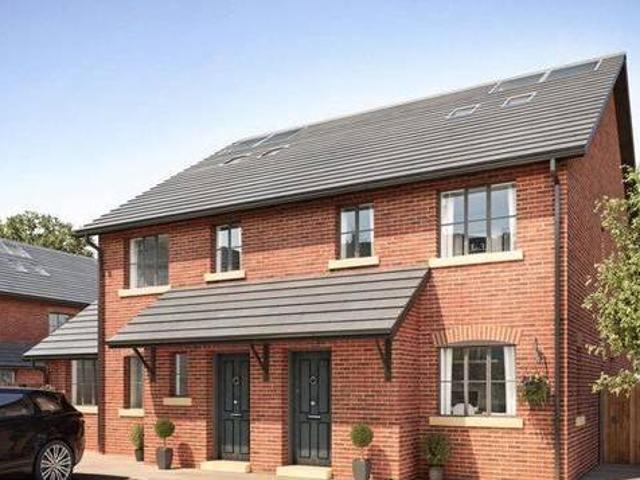 5 bedroom semidetached house for sale in 2 Hurstfield Road Worsley M28 M28