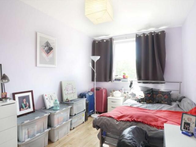 5 Bedroom Shared Living/roommate London London 101771722