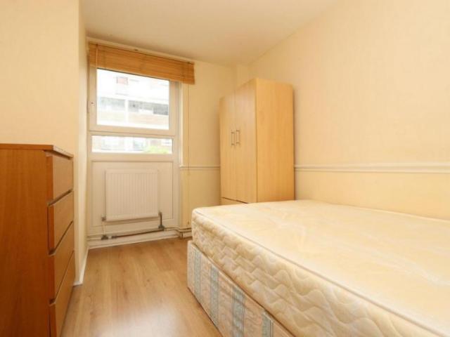 5 Bedroom Shared Living/roommate London London 90559397