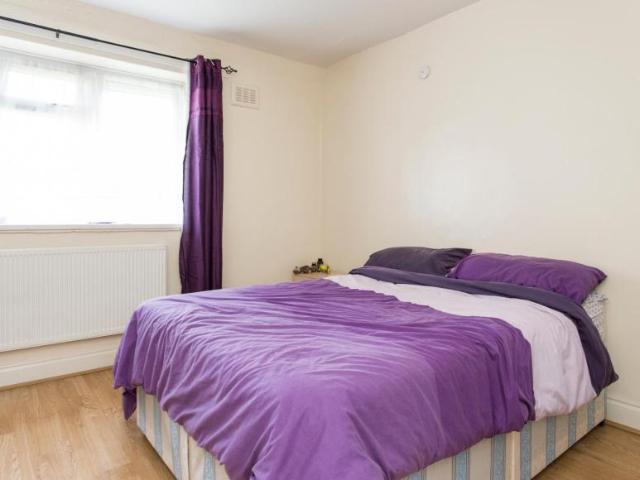 5 Bedroom Shared Living/roommate London London 90562419