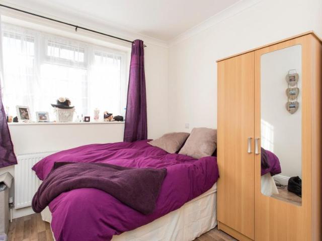 5 Bedroom Shared Living/roommate London London 90562265