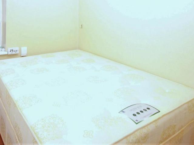 5 Bedroom Shared Living/roommate London London 90563645