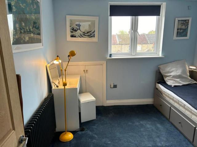 5 Bedroom Shared Living/roommate London London LS90560642