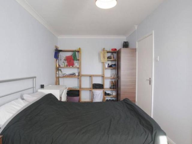5 Bedroom Shared Living/roommate London London LS90563104