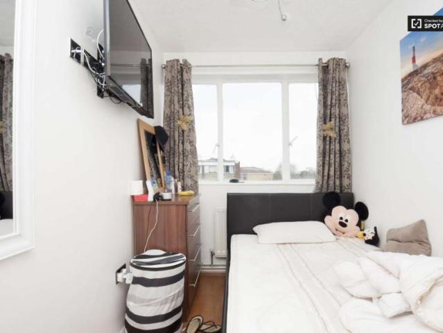 5 Bedroom Shared Living/roommate London London LS99724726