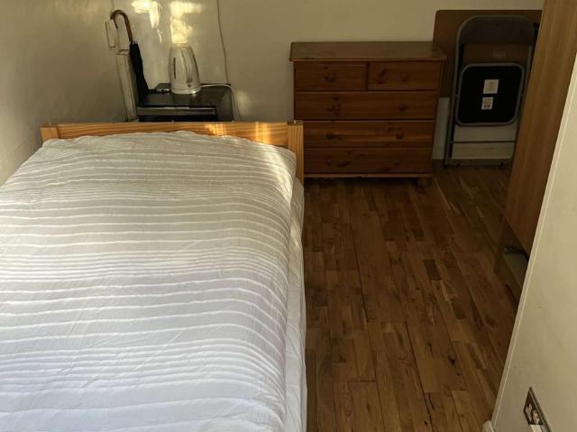 5 Bedroom Shared Living/roommate London London LS101823902