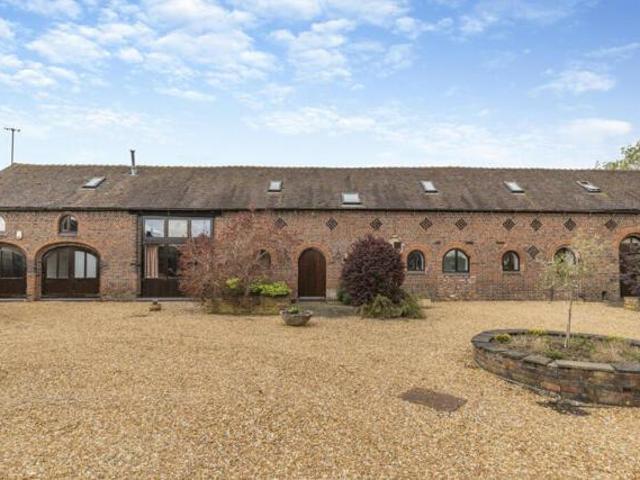5 Bedroom Shared Living/roommate Staffordshire Staffordshire LS99130193