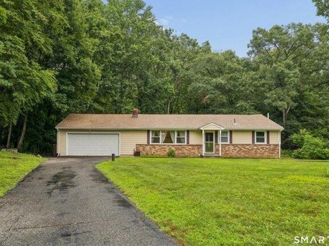 5 bedroom, Shelton CT 06484 104836013