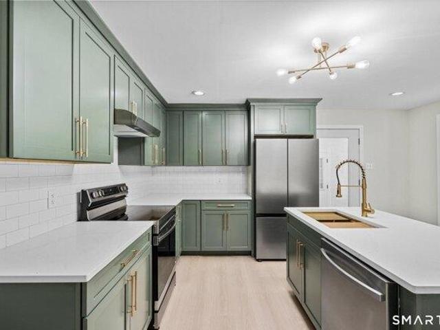 5 bedroom, Shelton CT 06484 105139940