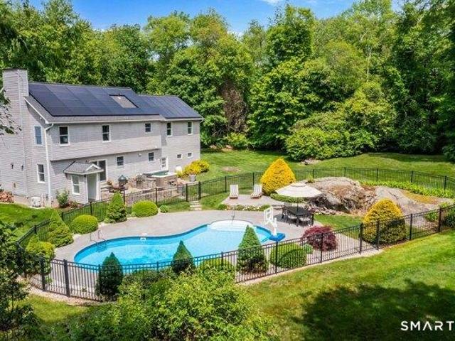 5 bedroom, Sherman CT 06784 105125245