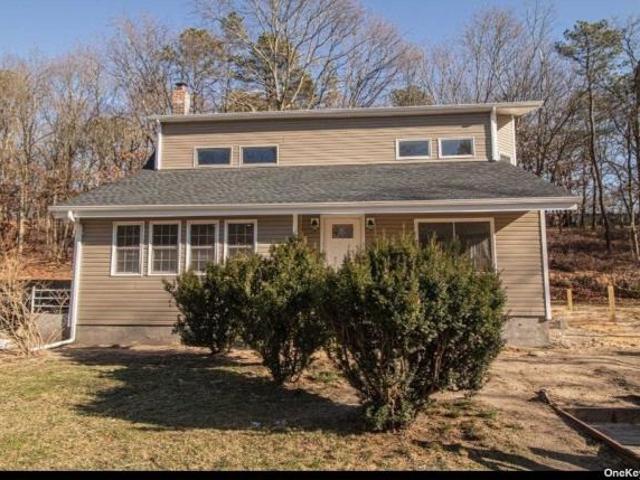 5 bedroom, Shirley NY 11967 LS72692208