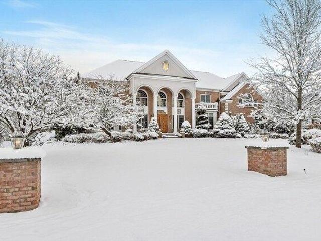 5 bedroom, Shrewsbury MA 01545 102412895