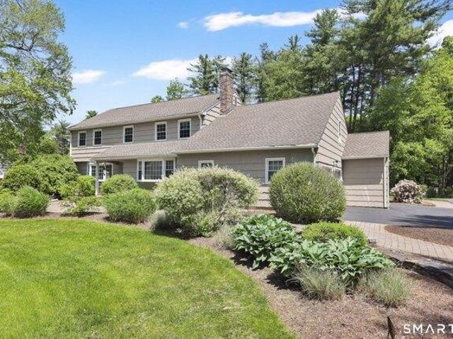 5 bedroom, Simsbury CT 06070 103439412