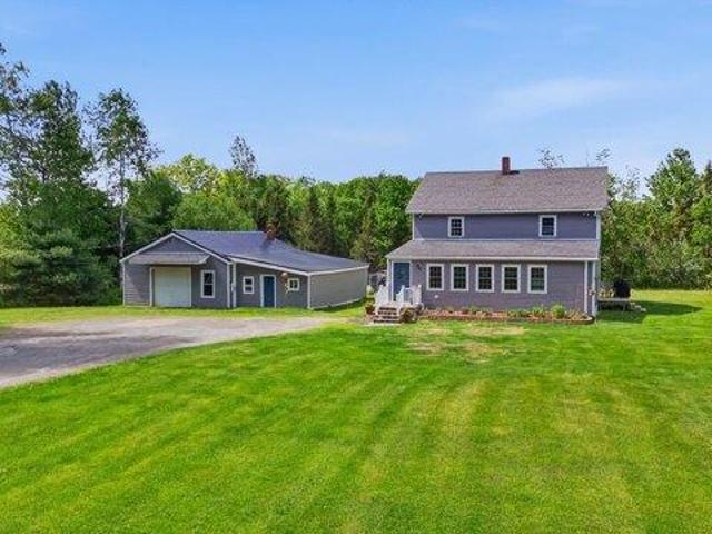 5 bedroom, Skowhegan ME 04976 LS103070772