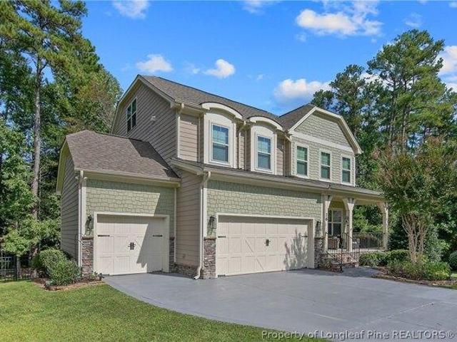 5 bedroom, Spring Lake NC 28390 104899194