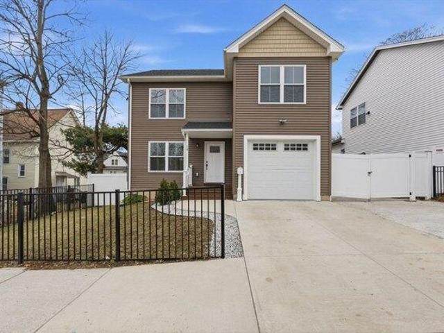 5 bedroom, Springfield MA 01104 101958396