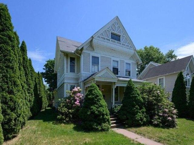 5 bedroom, Springfield MA 01105 105203140
