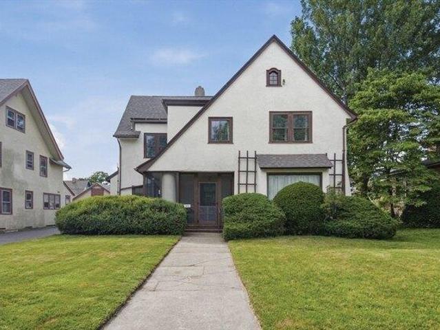 5 bedroom, Springfield MA 01108 104850137