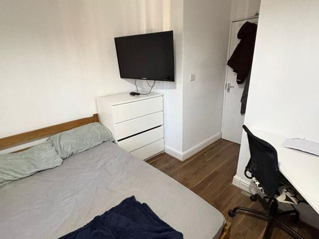 5 Bedroom student property