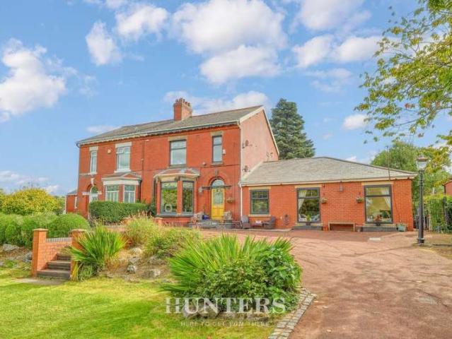 5 Bedroom Studio Flat