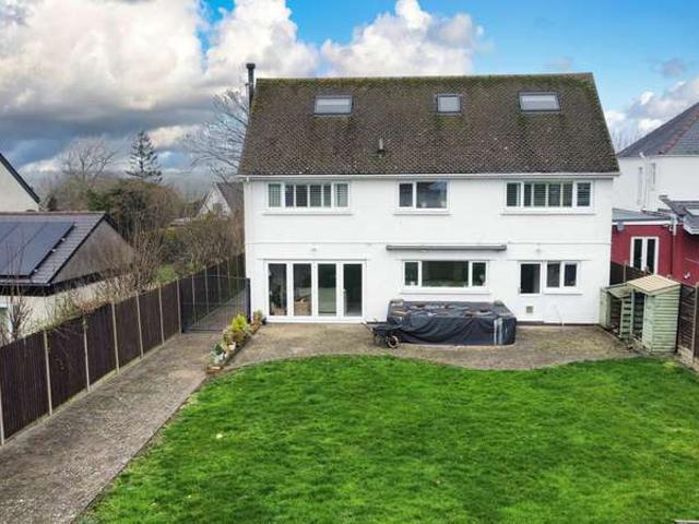5 Bedroom Studio Flat