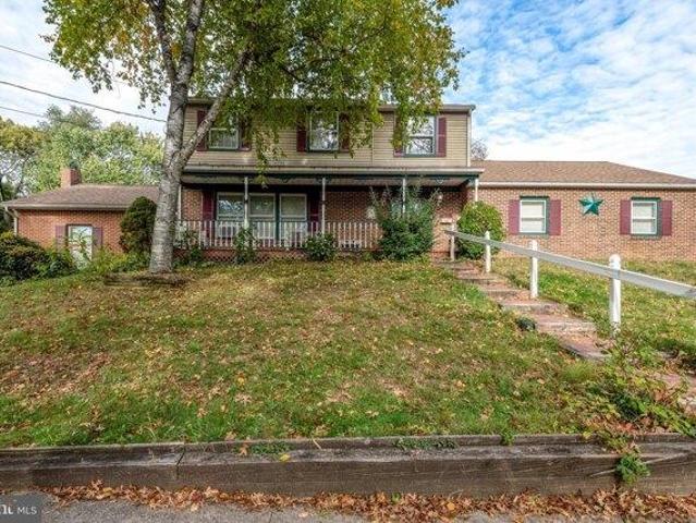 5 bedroom, Steelton PA 17113 103626265