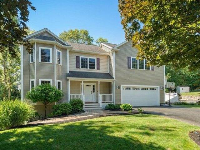 5 bedroom, Stoneham MA 02180 104514846