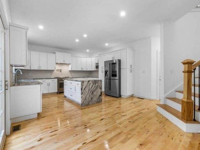 5 bedroom, Stoughton MA 02072 105127805