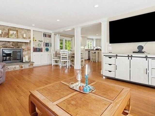 5 bedroom, Sudbury MA 01776 104720225