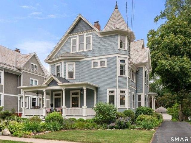 5 bedroom, Suffield CT 06078 104717734