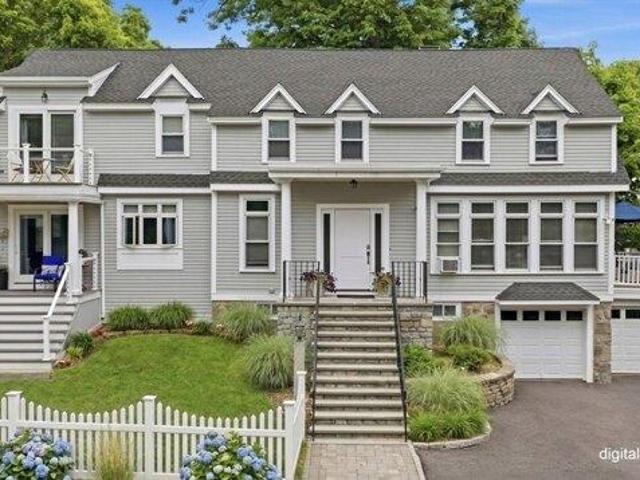 5 bedroom, Swampscott MA 01907 104235009