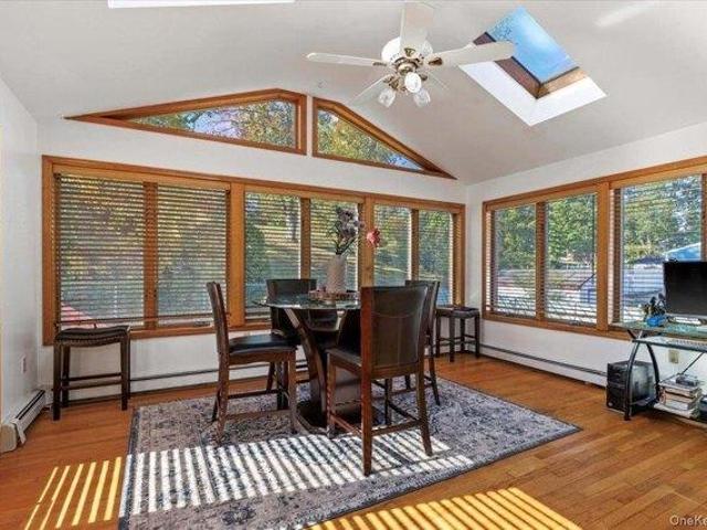 5 bedroom, Poughkeepsie NY 12603 104898217