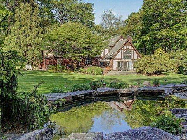 5 bedroom, Pound Ridge NY 10576 105202989
