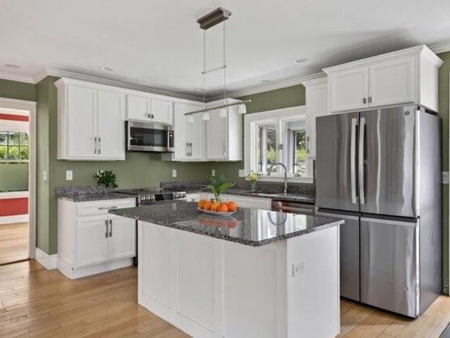 5 bedroom, Portland ME 04102 105193251