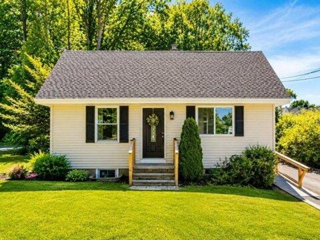 5 bedroom, Portland ME 04103 105108435