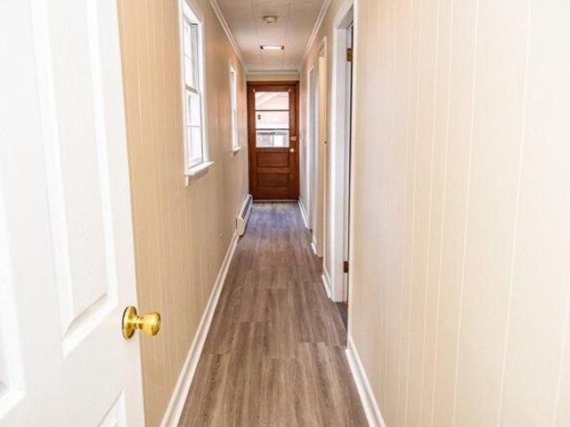 5 bedroom, Portland ME 04103 103444721