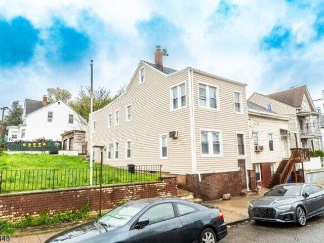 5 bedroom, Paterson NJ 07503 LS102211901